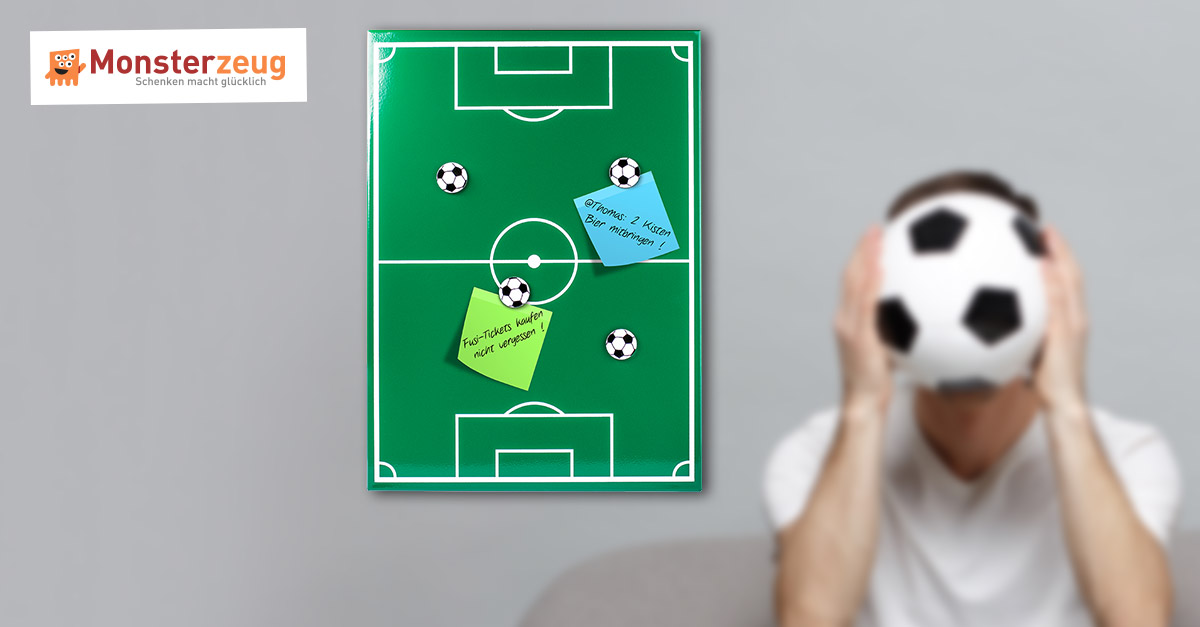 Magnettafel Fußball - Memoboard inklusive vier Ball-Magneten